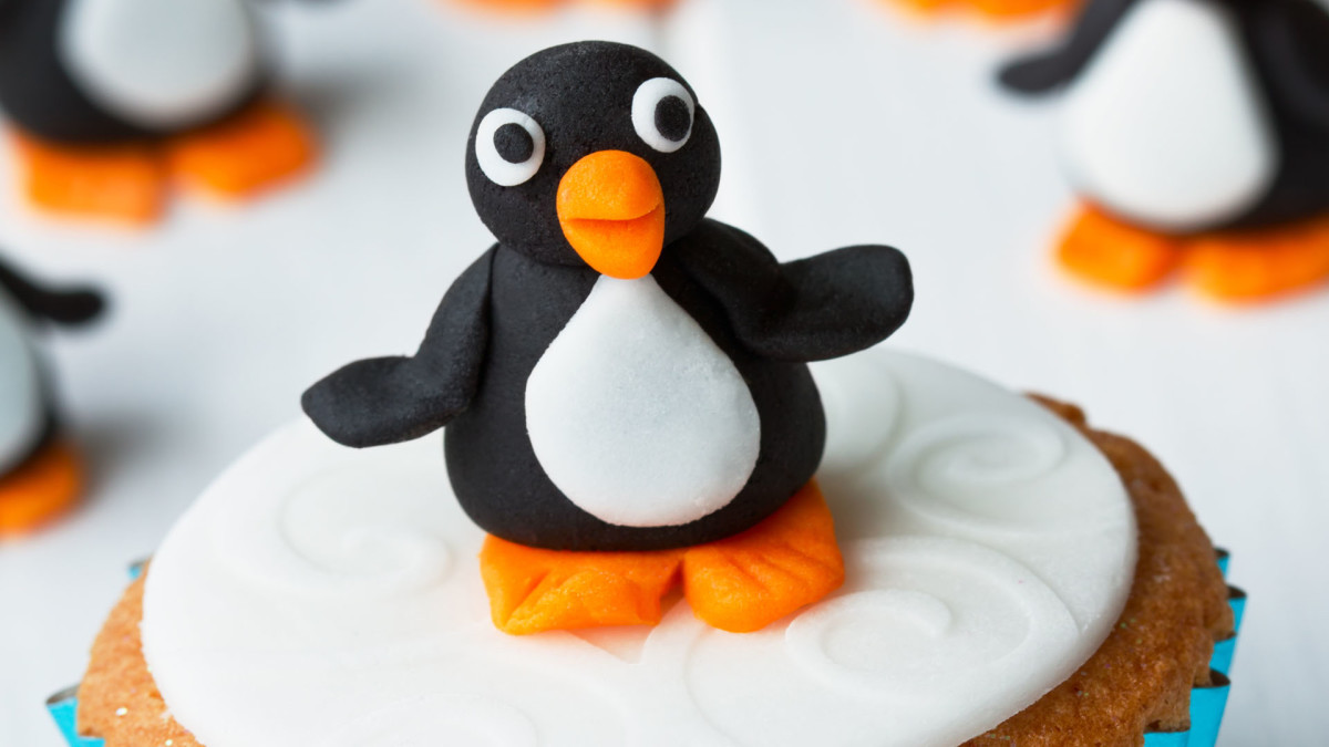 Easy Fondant Cake Decorations for Kid Bakers Howcast