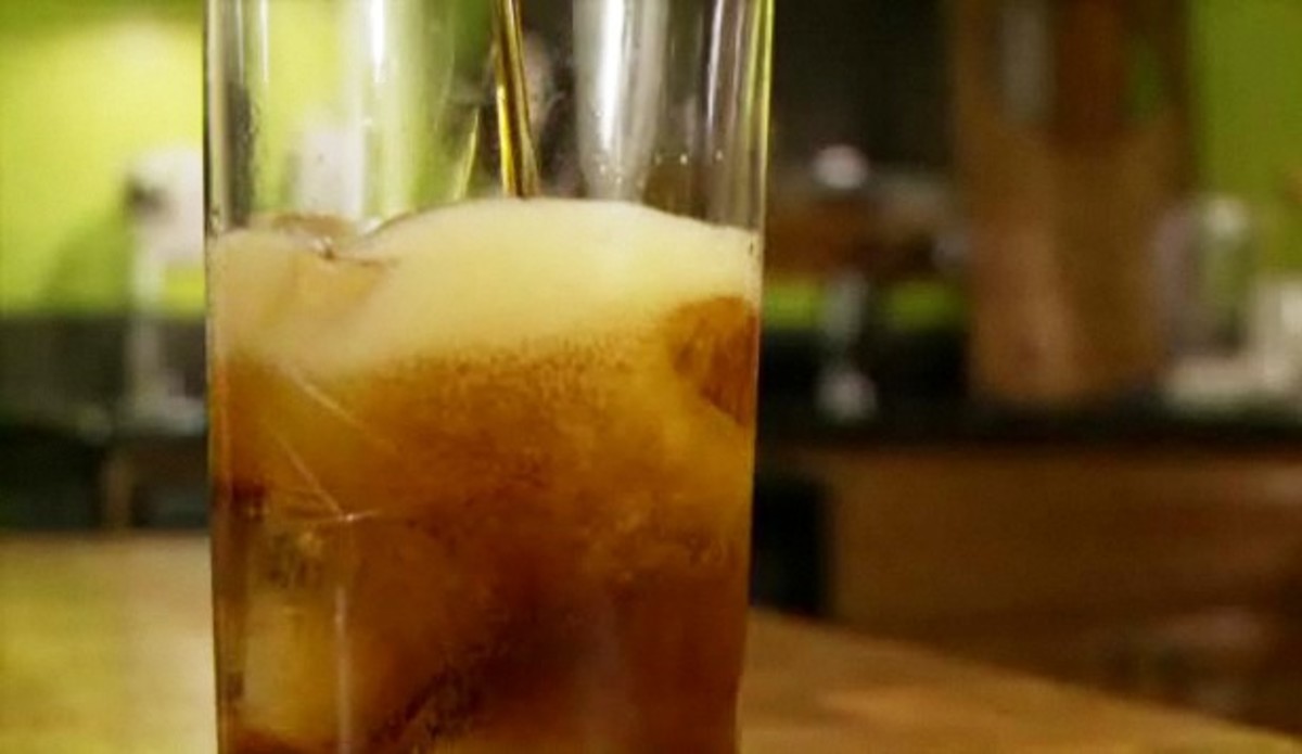 How To Make Root Beer Howcast how-to-make-root-beer-howcast