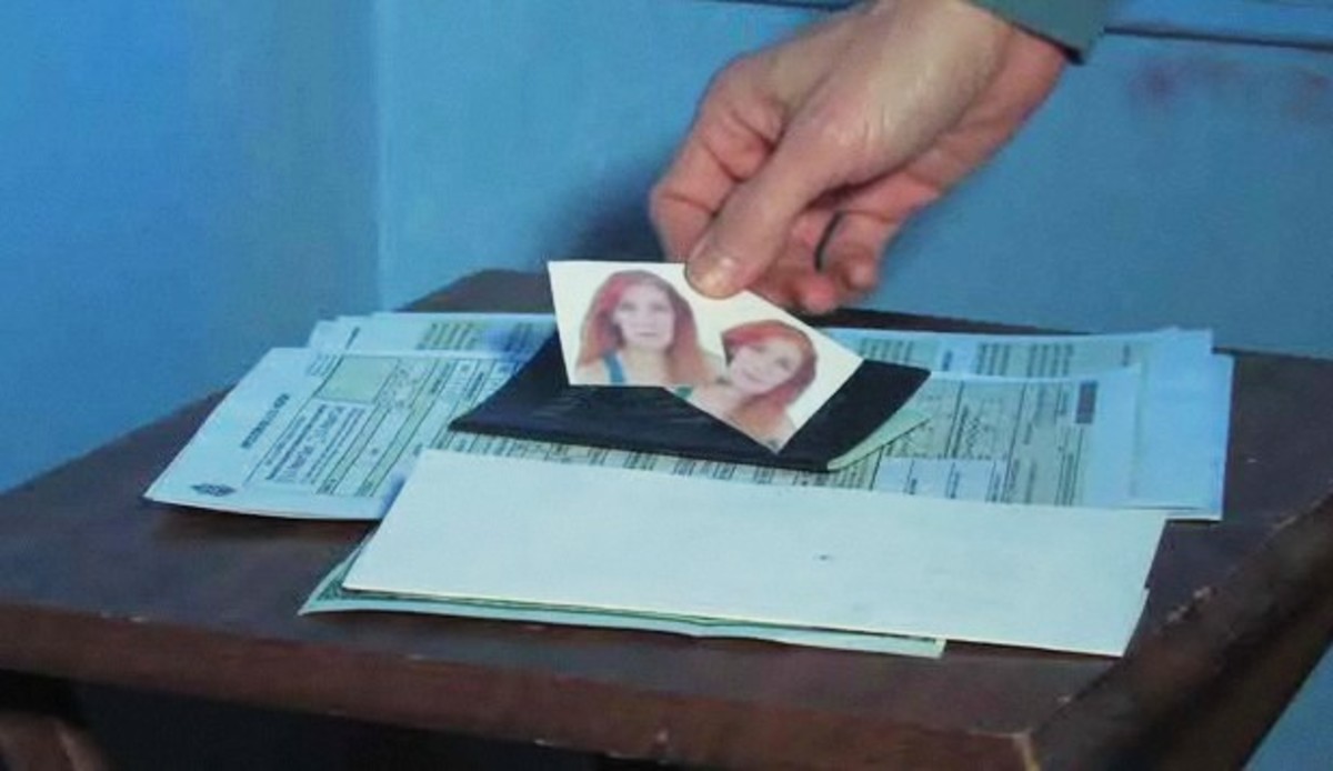 How To Affix A Photo To A Passport Application Howcast how-to-affix-a-photo-to-a-passport-application-howcast
