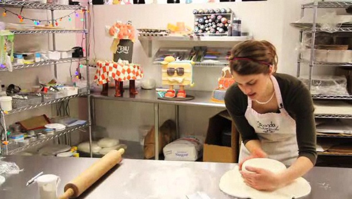 How To Cover A Cake With Fondant Howcast