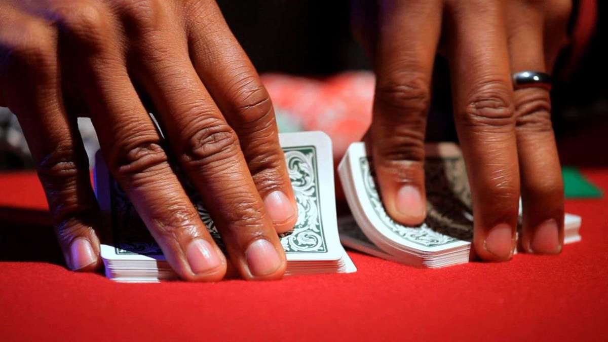 How To Count Cards In Blackjack Howcast how-to-count-cards-in-blackjack-howcast
