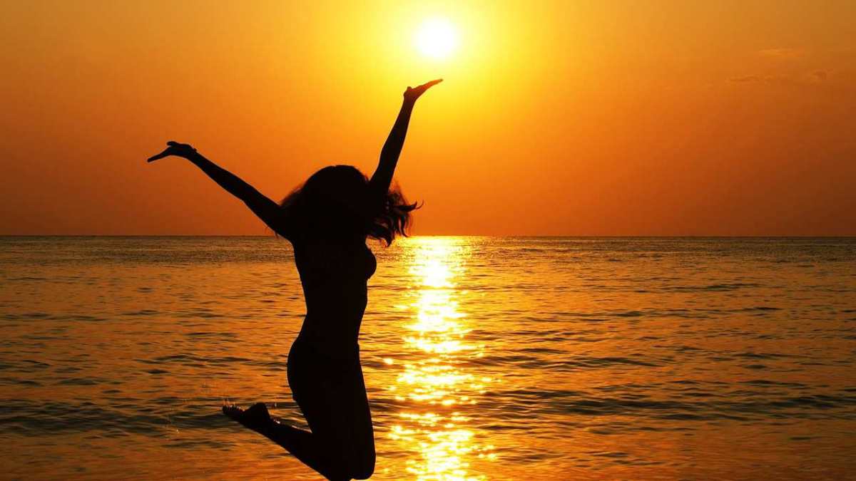 how-to-be-more-optimistic-howcast