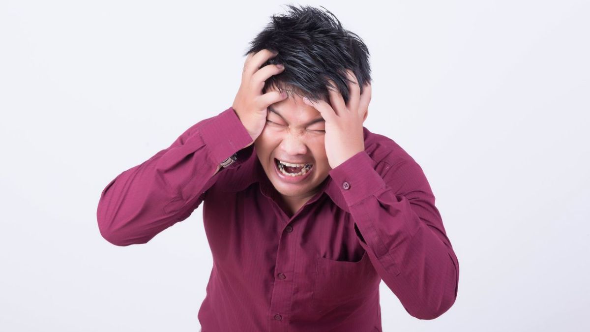 How Low Self Esteem Insecurity Can Cause Anger Howcast how-low-self-esteem-insecurity-can-cause-anger-howcast